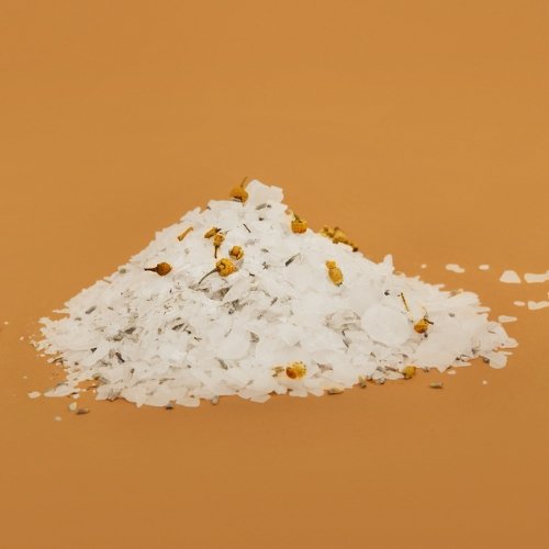 6 benefits of magnesium bath flakes | Baxter Blue