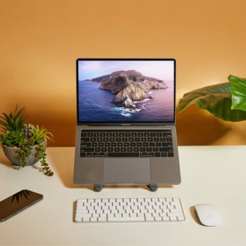 Why do people use laptop stands? | Baxter Blue
